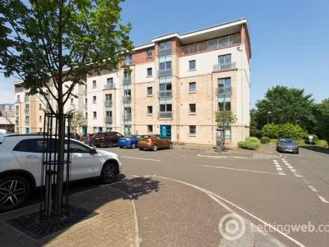 For Rent! 2 BR Property to rent in Papermill Wynd, Leith, Edi.