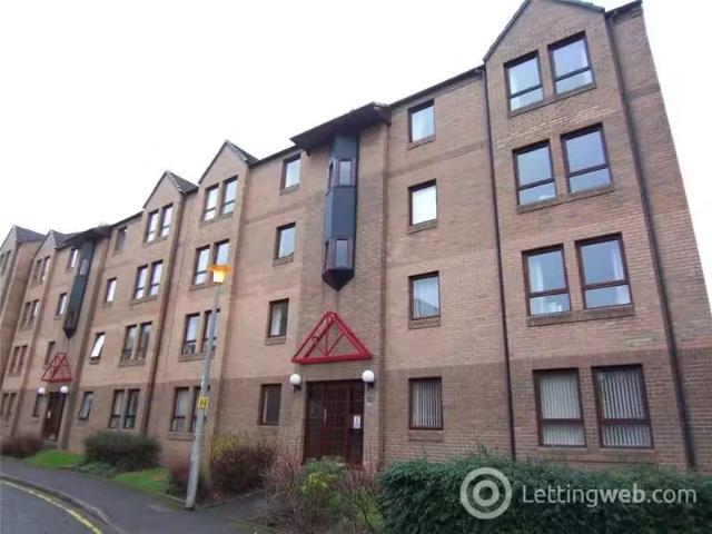 Rental! 2 BR Property to rent in Parkside Terrace, Newington.