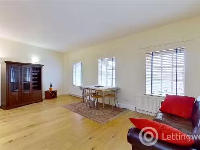 Deal! 2 BR Property to rent in PATRIOTHALL, Edinburgh, EH3