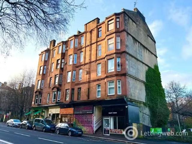 Nice 2 BR Property to rent in Pollokshaws Road, Shawlands, Gla.