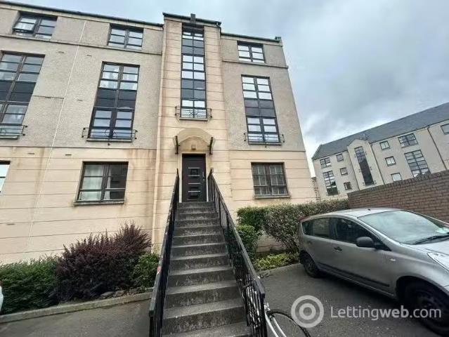 Deal! 2 BR Property to rent in Rodney Place, Edinburgh, Midlot.