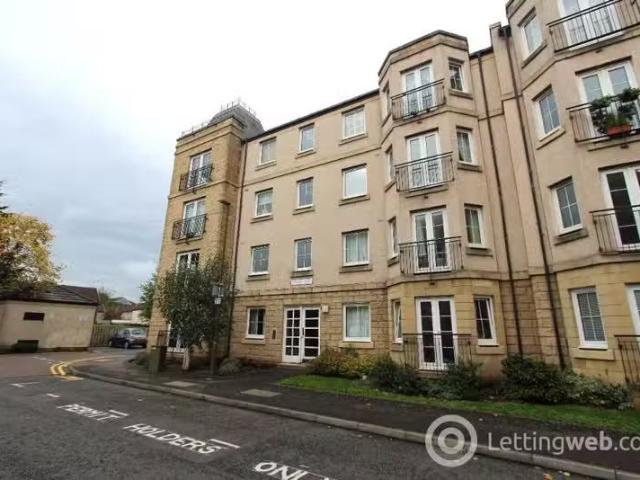 Cozy 2 BR Property to rent in Steads Place, Leith Walk, Edinbu.