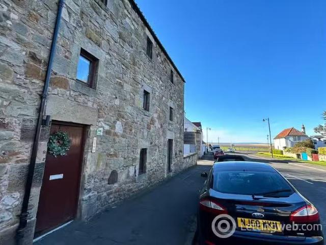 Cozy 2 BR Property to rent in The Maltings, Sea Wynd, Aberlady.