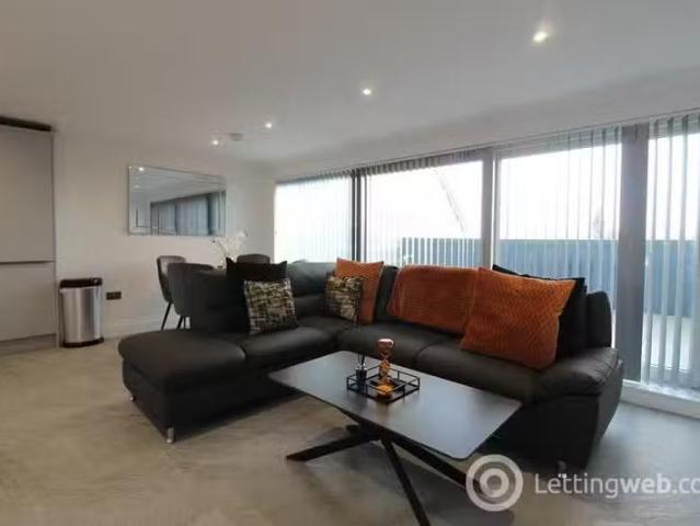 Deal! 2 BR Property to rent in The Penthouse at Hydro House, U.