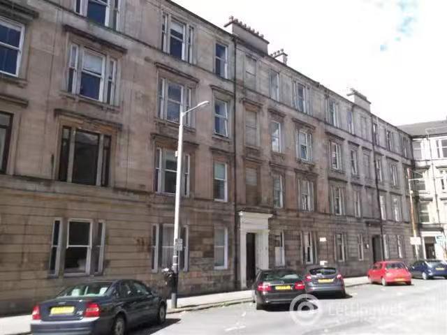 Deal! 2 BR Property to rent in Willowbank Crescent, Woodlands.