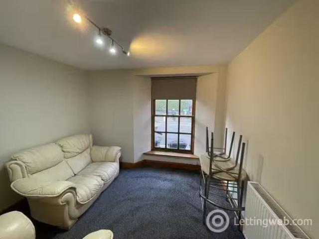 New 2 BR Property to rent in 152 Perth Road