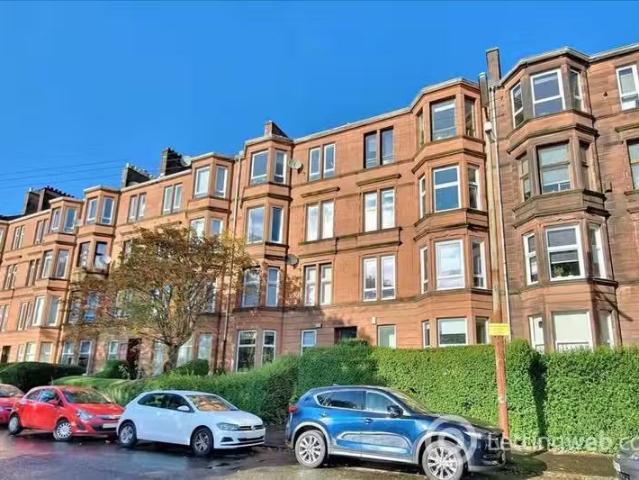 Cozy 2 BR Property to rent in 275 Onslow Drive, Glasgow, G31