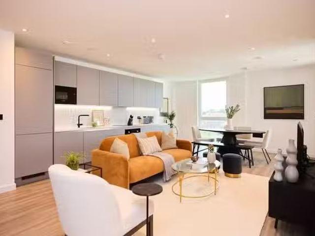 Just in! 2 BR Stamford Road