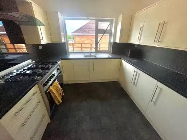 New 7 bedroom apartment for rent in Maryland Avenue, BIRMINGHA.