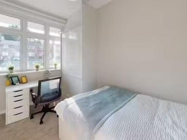 Cozy 7 bedroom house share for rent in Heeley Road, B29