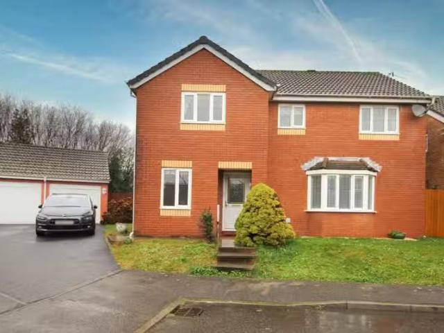 New 4 bedroom detached house for rent in Dol Y Llan, Miskin, P.