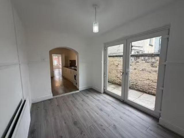 Cheap 4 bedroom house for rent in Clare Road, Bootle, Merseysi.