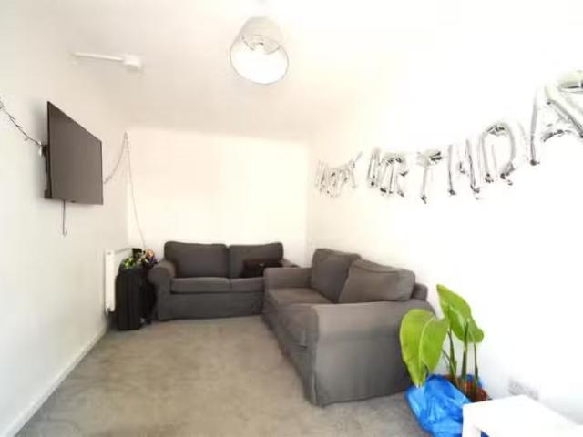 New 4 bedroom house for rent in Sheldrake Drive, Bristol, BS16