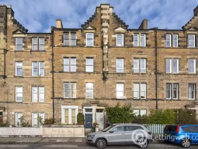 Cheap 4 BR Property to rent in Royal Park Terrace, Edinburgh