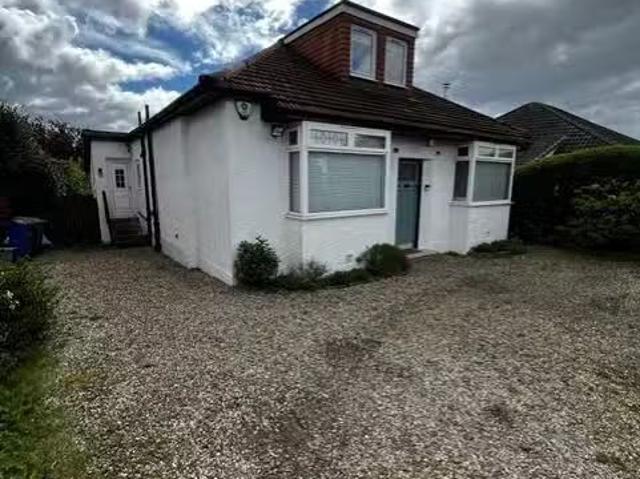 For Rent! 4 BR Property to rent in 38 Rannoch Drive, Bearsden.