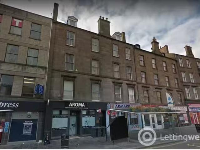 Cozy 4 BR Property to rent in 80 Nethergate, Dundee DD1 4ER O.