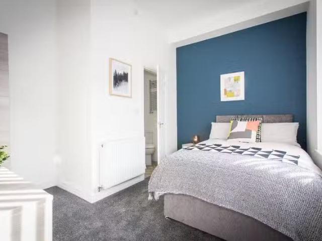 New 5 BA 5 bedroom house of multiple occupation for rent in Ha.