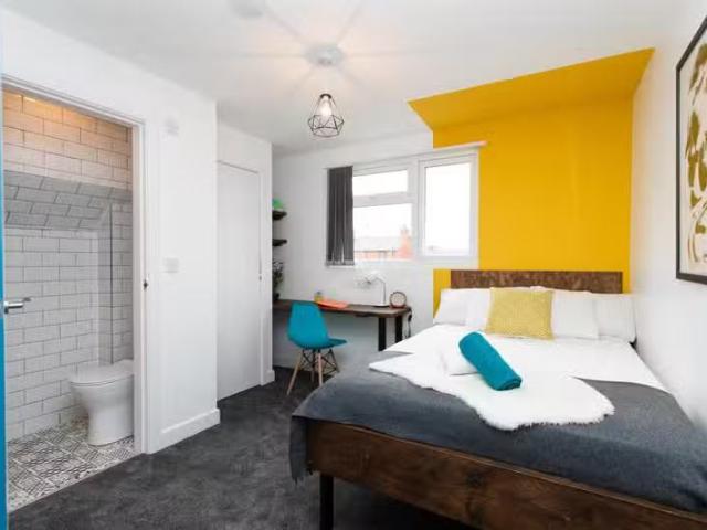 New 5 BA 5 bedroom house share for rent in St. Georges Road, C.