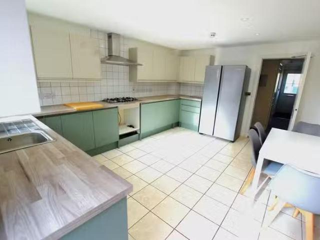 New 5 bedroom town house for rent in Chipmunk Chase, Hatfield.