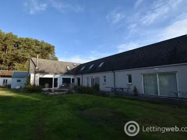 Just in! 5 BR Property to rent in Whiteinch Smallholdings, Kin.