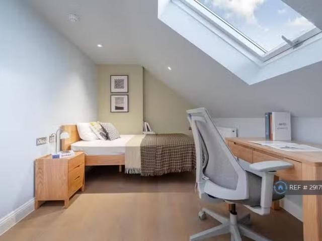 New 6 BA 1 bedroom house share for rent in Dirdene Gardens, Ep.