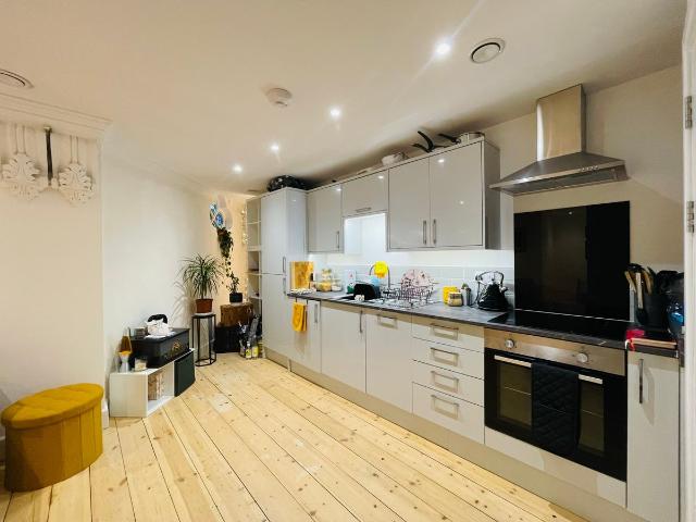 New Connexion Street, Camborne TR14, 1 bed flat to rent, £775 pcm | PrimeLocation