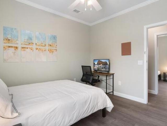 NEW CONSTRUCTION Home with ALL Private Ensuite Bathrooms and Mini Fridges. Close to Midtown and Downtown!