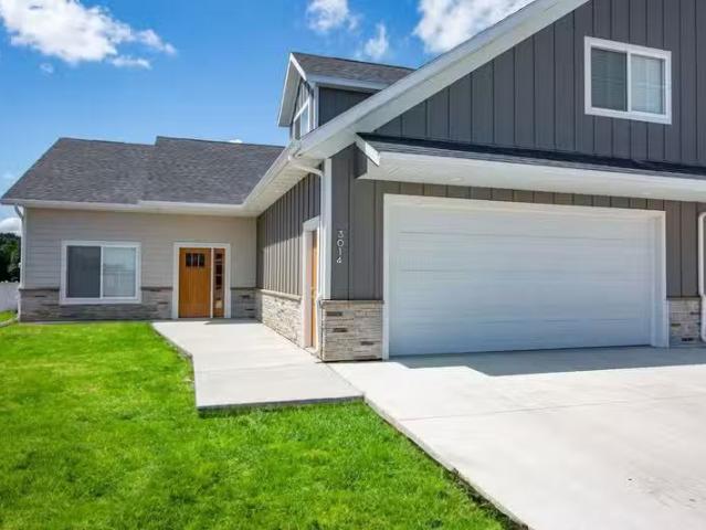 New Construction! Luxury Three Bedroom Twin Home at the Earl.