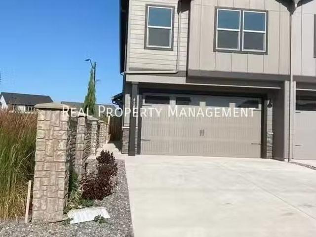 New Construction Ridgefield Townhome Beautiful Home 4200 S Ke.