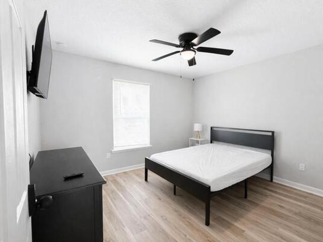 New Construction Rooms in St. Augustine | No Move In Fees | Wi Fi Included