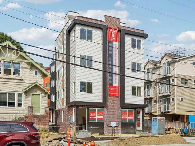 New Construction | 8BR / 4BA Student Housing | Semi 8 Bedroom Apartment for Rent at 4729 21st Ave Ne, Seattle, WA 98105 University District