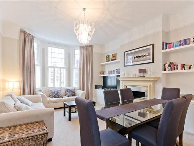 New Cavendish Street, London W1G 2 bed apartment to rent £4,485 pcm £1,035 pw