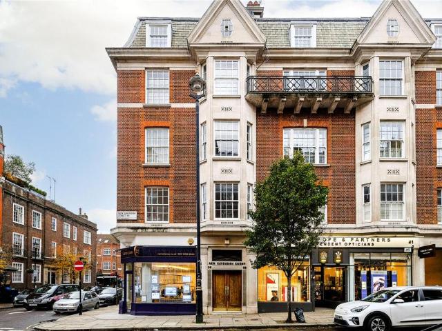 New Cavendish Street, Marylebone. 3 bed apartment to rent £6,500 pcm £1,500 pw