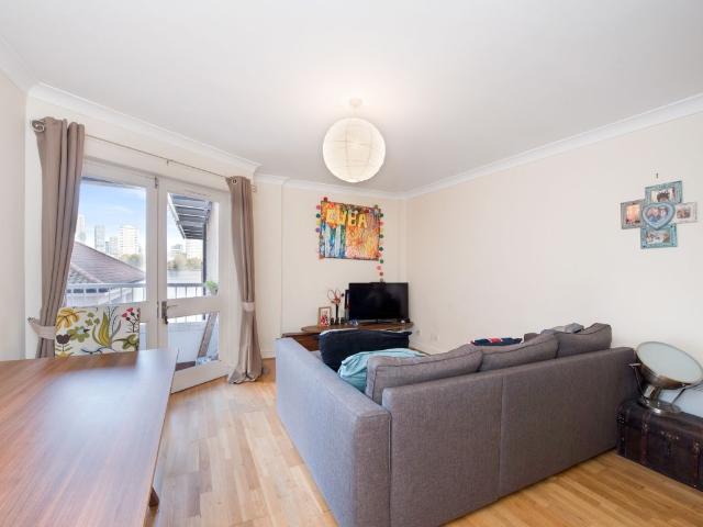 New Caledonian Wharf, London SE16, 2 bed flat to rent, £2,500 pcm | PrimeLocation