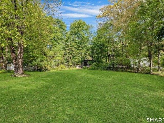 New Canaan CT 06840 LS102313026