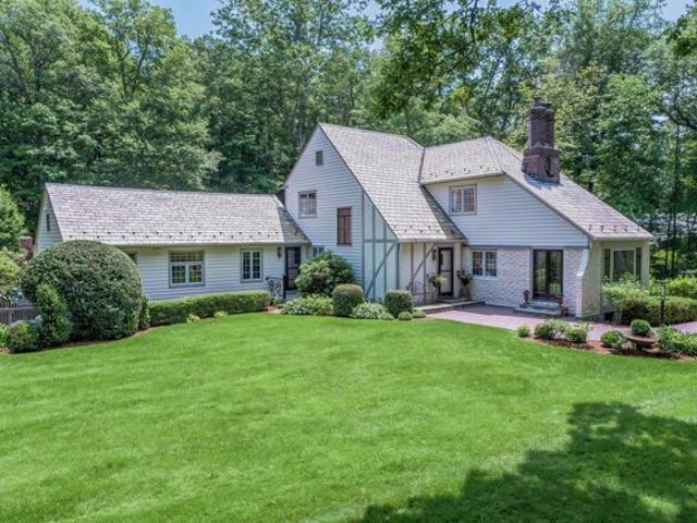 New Canaan Rd, Wilton, Home For Sale