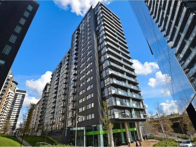 New Century Park, Manchester M4, 1 bed flat to rent, £1,200 pcm | PrimeLocation
