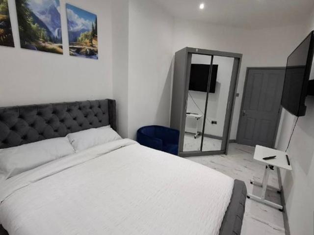 New Church Road, London SE5, Room to rent, £1,100 pcm | PrimeLocation