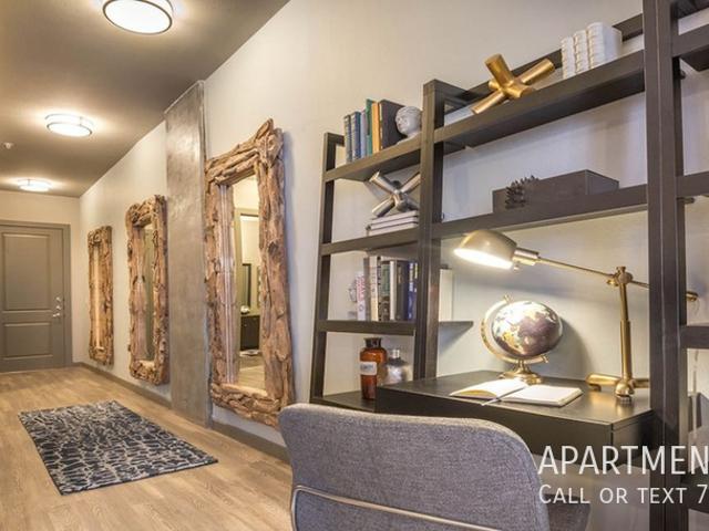 New chic apartment in far South Central Houstonreduced rents