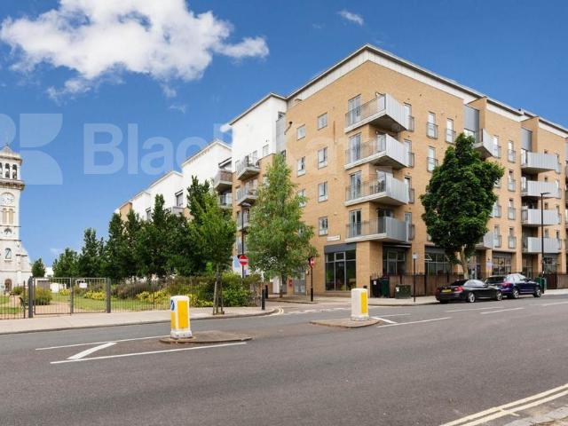 New Clocktower Place, Islington / Caledonian Road N7, 2 bed flat to rent, £2,600 pcm | PrimeLocation
