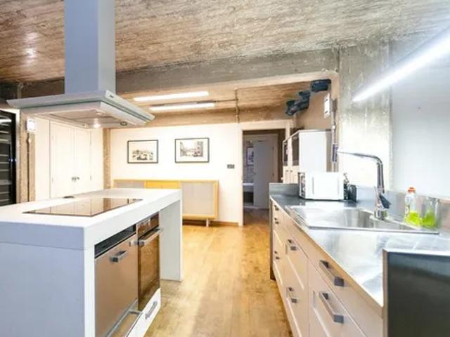 New Crane Wharf, Wapping Wall, St. George in the East, London, E1W 3ST, United Kingdom | 3 bed apartment for rent #134707081 | Rentberry