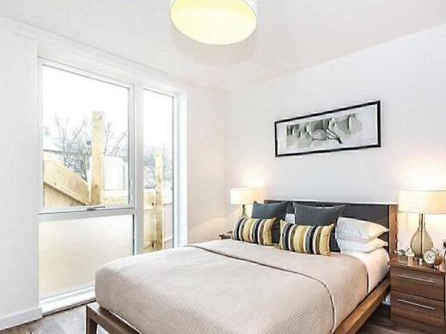 New Cross Road, London, 1 Bedroom Apartment