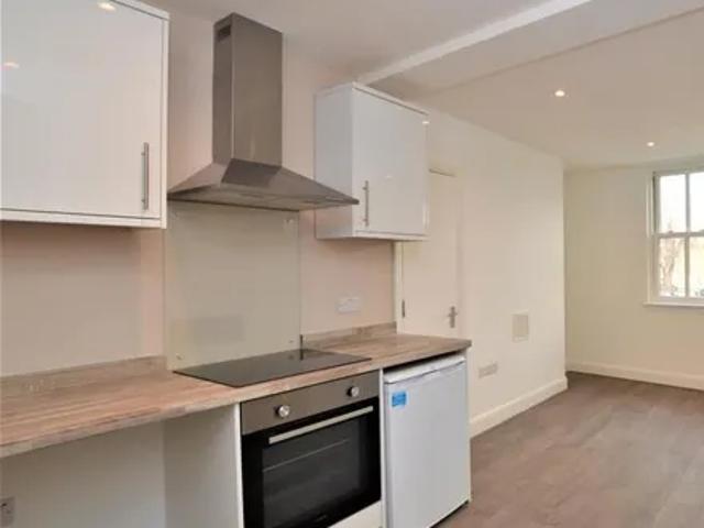 New Cross Road, London, SE14 5DW, United Kingdom | Studio apartment for rent #139543008 | Rentberry