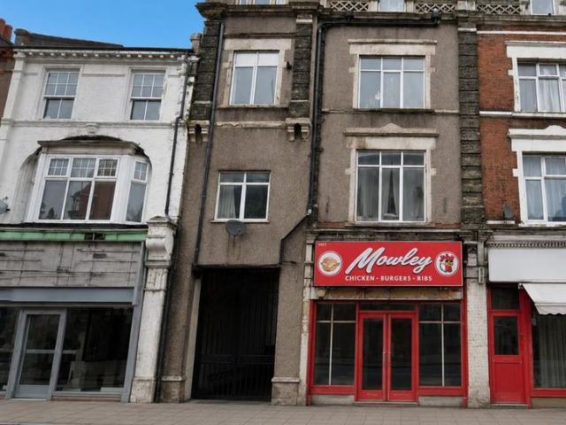 New Cross Road, London SE14, 2 bed flat to rent, £1,790 pcm | PrimeLocation