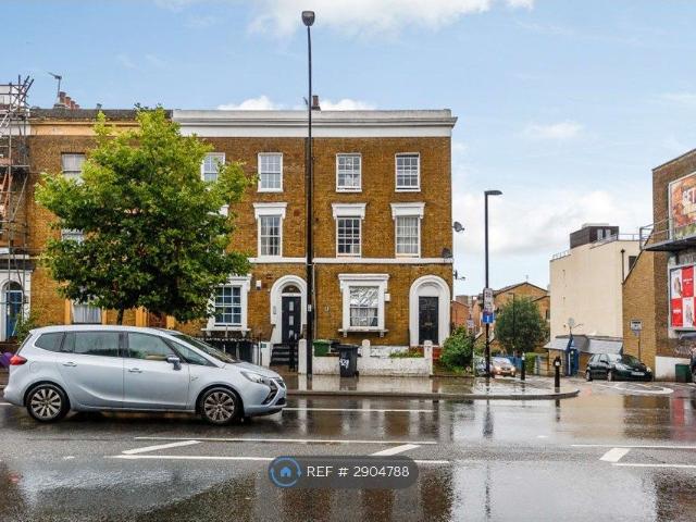 New Cross Road, London SE14, 2 bed flat to rent, £2,000 pcm | PrimeLocation