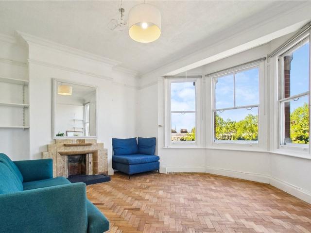 New Cross Road, London SE14, 3 bed flat to rent, £3,300 pcm | PrimeLocation