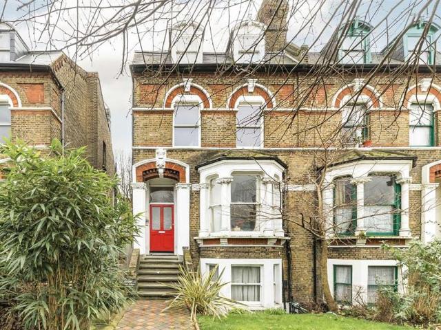 New Cross Road, New Cross SE14, 2 bed flat to rent, £2,050 pcm | PrimeLocation
