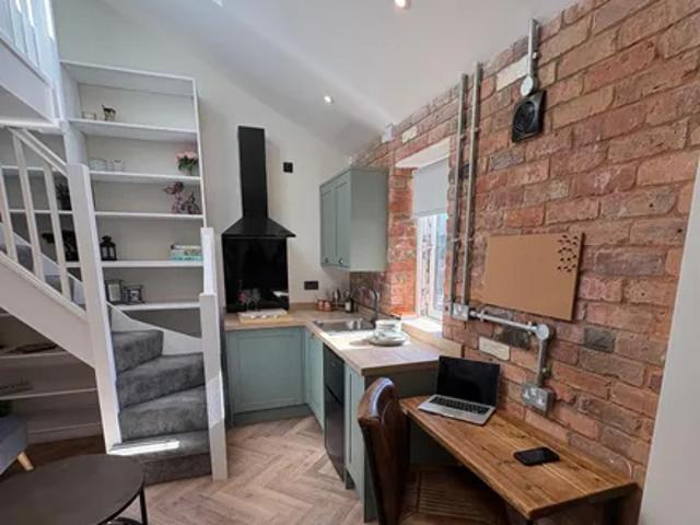 New Apostolic Church, Raddlebarn Road, Stirchley, B29 7DB, United Kingdom | 1 bed apartment for rent #162170396 | Rentberry