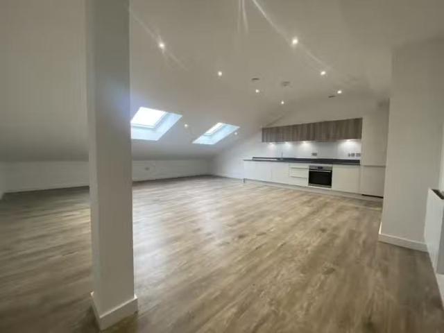 Cheap Ashwood Way, Basingstoke