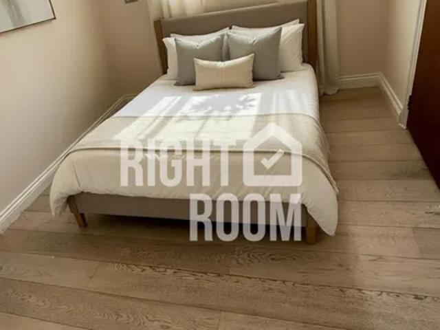 New Barns Way, Chigwell, IG7 5AT, United Kingdom | 2 bed apartment for rent #166846393 | Rentberry